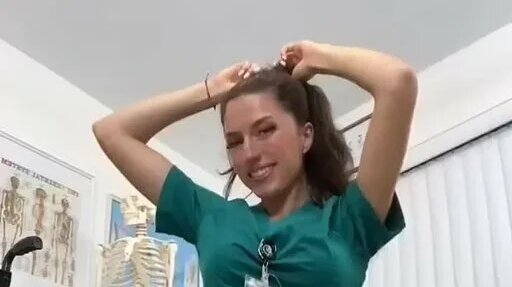 Jasi.bae | Jumping in my Office for the Fun #shorts | Дзен - Смотреть ...