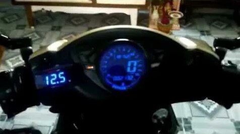 yamaha r1 speedometer: 808 video Yandex'te bulundu