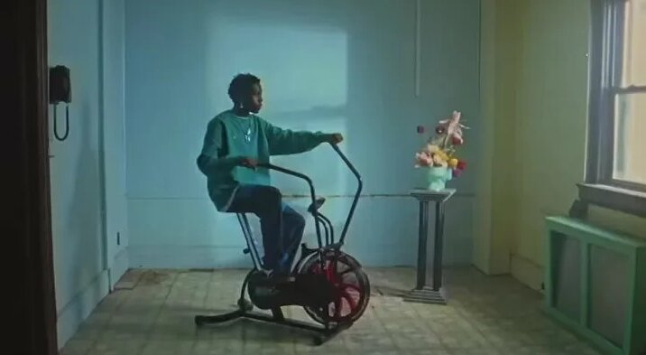 Видео Glass Animals, Denzel Curry - Tokyo Drifting (720p_24fps_VP9 ...