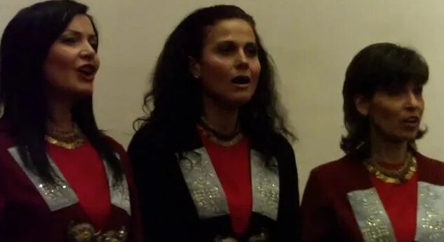 "Philip Koutev" Choir - "Chichovite kone" - Georgi Genov (live ...