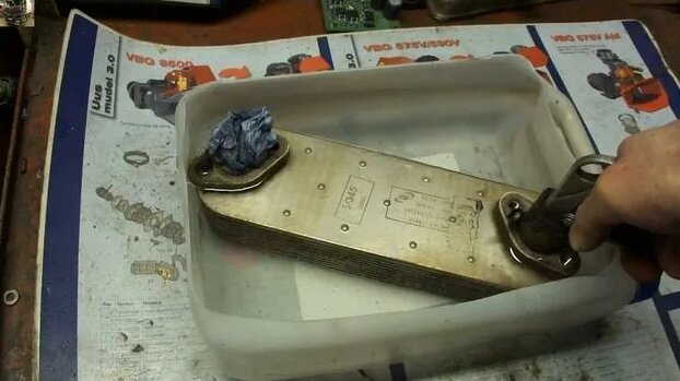 Замена теплообменника MAN tga Heat Exchanger Replacement - Смотреть ...