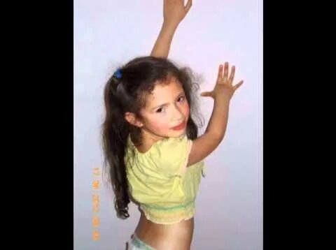 Modelo - Yandex Video aramada çevrimiçi izle