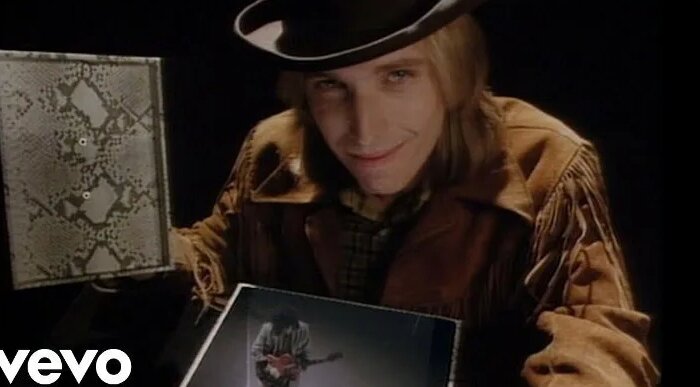 Видео Tom Petty & "The Heartbreakers" - I Won't Back Down (1989) | OK ...