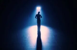 Alesso, Becky Hill - Surrender (Official Video) — Видео от Новое и ...