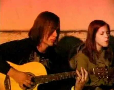 Paramore - Emergency (Acoustic Music Video) - Yandex Video aramada ...