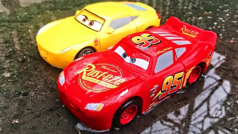 Disney Cars Race & Reck Lightning McQueen, Mack Truck Disney Pixar CARS ...