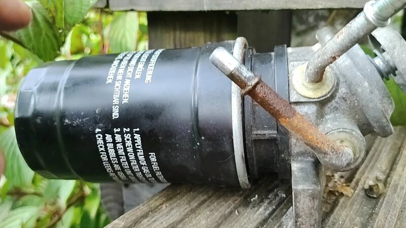 KIA Diesel Fuel Filter Replacement (Ceed/i30 CRDi)