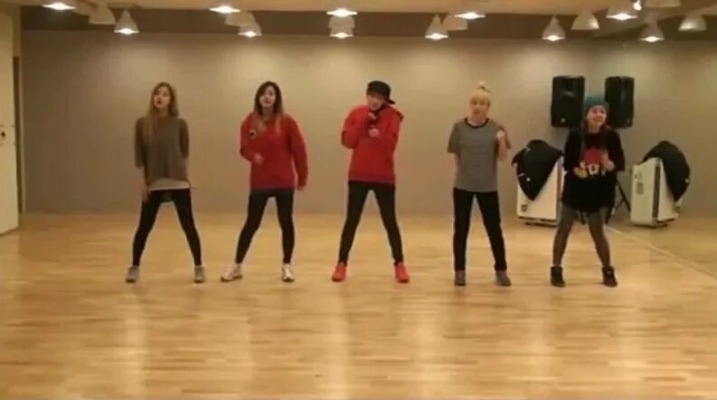 Spica - Russian Roulette Mirrored Dance Practice — Видео от Keembo ...