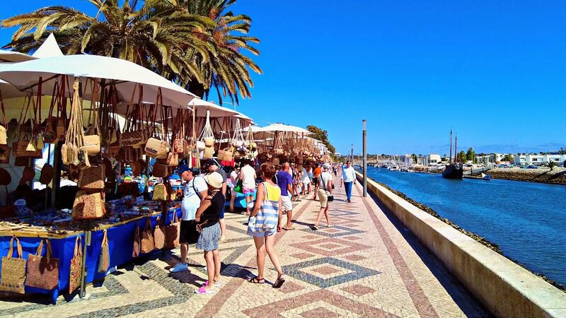 Lagos in August 2023: Walking Tour Algarve 4K - Смотреть онлайн в ...