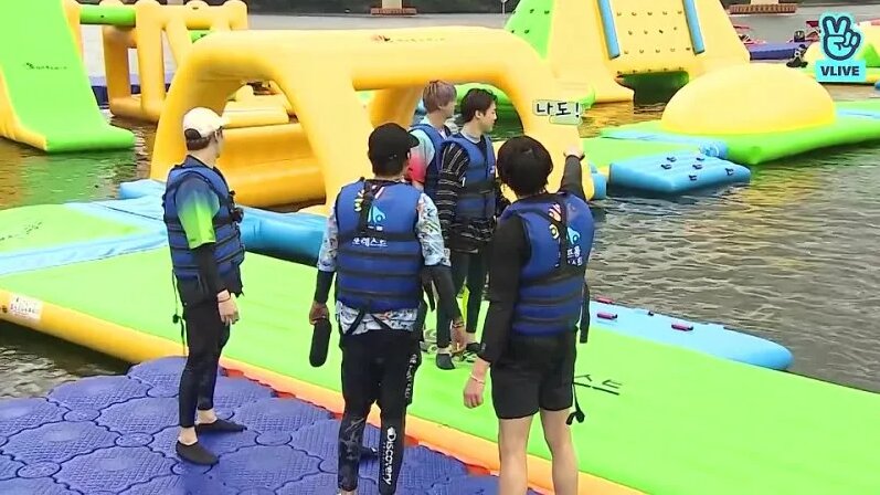 Озвучка JKub _ Run BTS - EP.84 на русском Летняя прогулка 2 часть ...