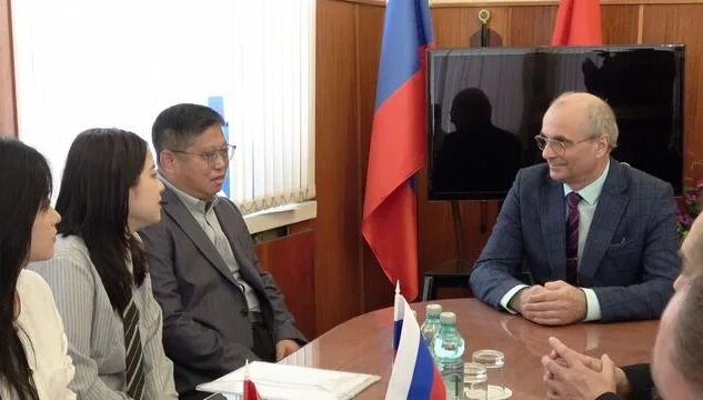 Встреча с делегацией из КНР - Смотреть онлайн в поиске Яндекса по Видео