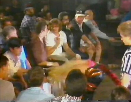 Foxy Boxing w/ Traci Lords 1986 VHS ( female boxing ) - Смотреть онлайн ...
