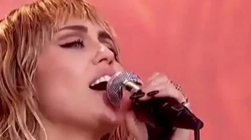 Miley Cyrus - Back to black - Смотреть онлайн в поиске Яндекса по Видео