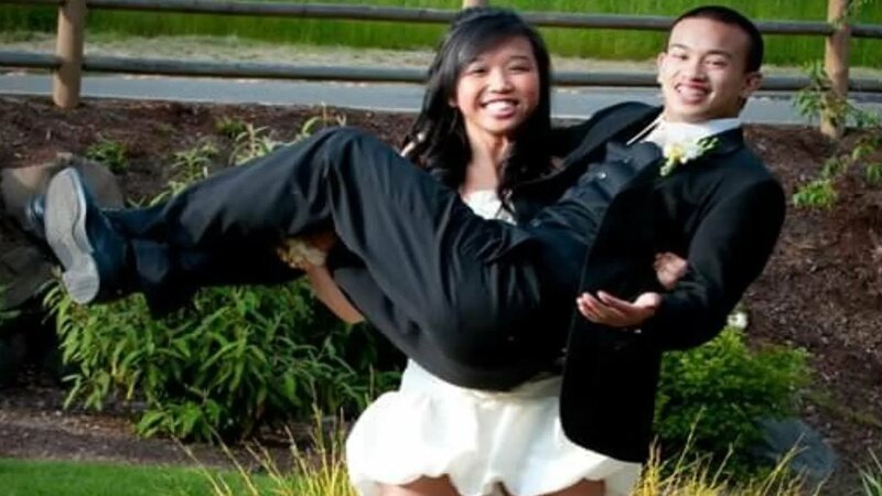 Lift carry story | bride lift carry groom | lift carry 2021