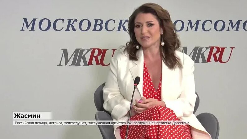 Жасмин рассказала о строгом воспитании в детские годы видео — Видео от ...