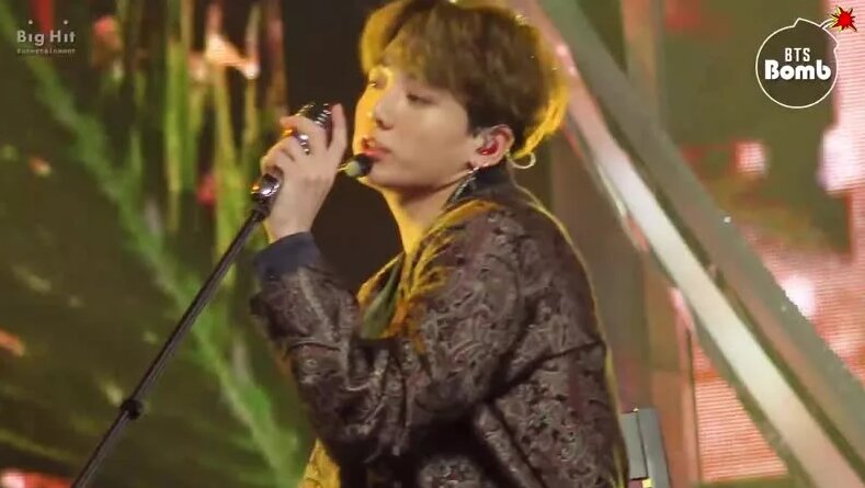 [Bangtan BOMB] 'Airplane pt.2' Special Stage (BTS focus) @ 2018 MMA ...