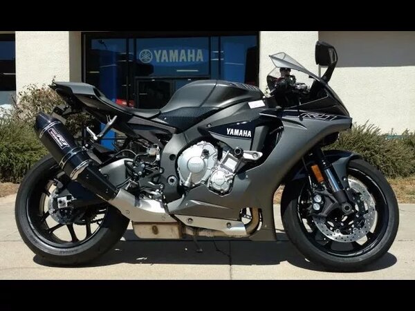 2016 Yamaha R1