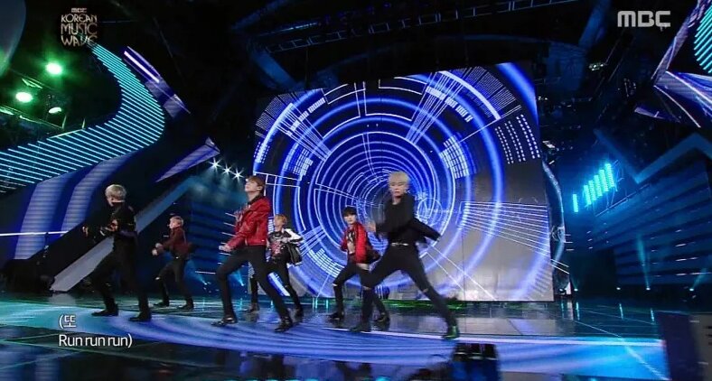 PERF` 161008 Bangtan - Run + Sorry Sorry @ MBC Korean Music Wave ...
