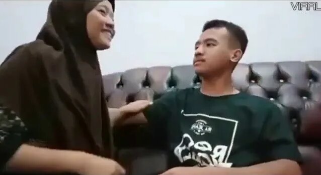 Tiktok viral 2021 || kakak berkembang biak DI depan adek yang lagi main game