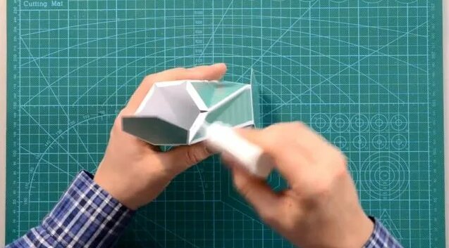 Twisted hexagonal prism DIY, Видеоинструкция: как сделать закрученную ...