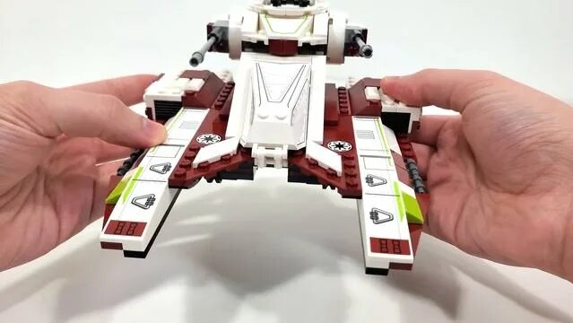 LEGO Star Wars Review: 75342 Republic Fighter Tank (2022 Set) Purple ...
