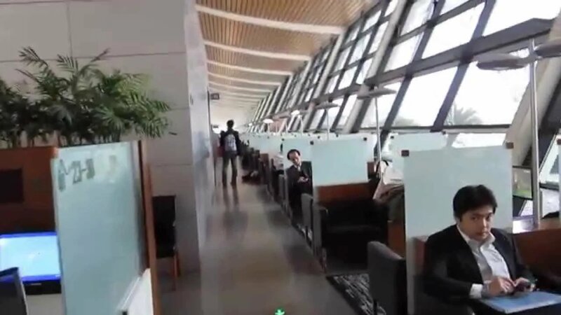 PVG Shanghai Airlines Star Alliance Lounge Shanghai Airport - Смотреть ...