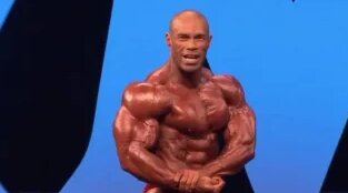 Mr.Olympia 2016 - Kevin Levrone Posing Routine — Видео от MR. Olympia ...