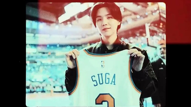 NBA приветсвует своего амбассадора - ролик к возвращению Шуги (Suga) из BTS из армии. — Видео от ...