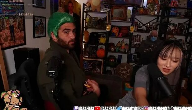 Hasan Dress up in Roronoa Zoro Cosplay For Halloween | HasanAbi W ...