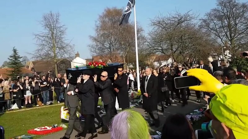 Похороны_Кит Флинт. Keith Flint Prodigy. . Funeral procession 29.03. ...