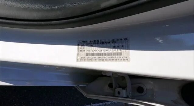 Kia Cerato VIN Number, Paint Code & Tyre Information - Vehicle ...