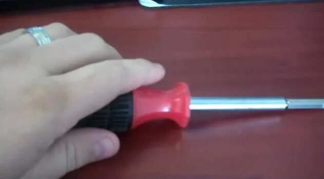 1 Guy 1 Screwdriver - Смотреть онлайн в поиске Яндекса по Видео