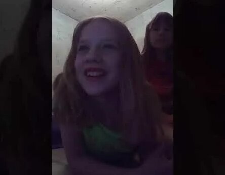 Teen girls streaming | VK Live