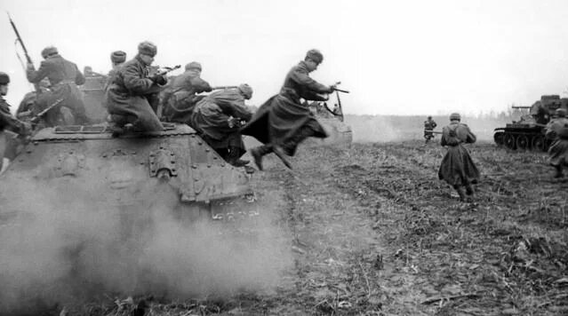 Марк Бернес - Журавли / Mark Bernes - Cranes - Смотреть онлайн в поиске ...