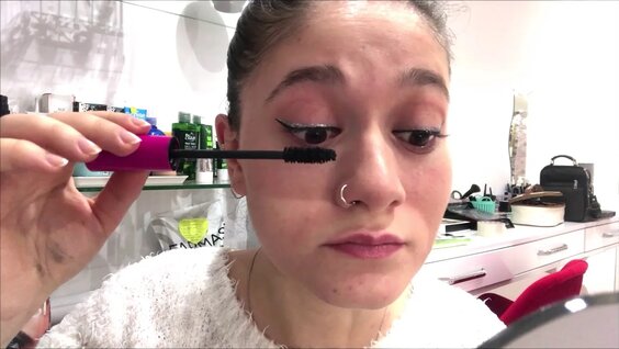 simli makyaj modelleri: 786 video Yandex'te bulundu