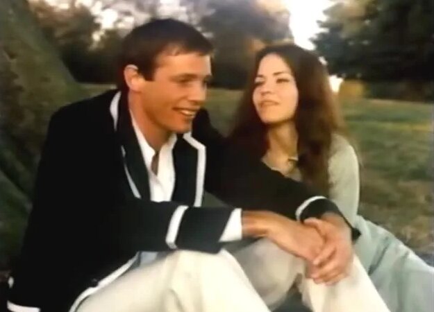 Emily 1976 - Yandex Video aramada çevrimiçi izle