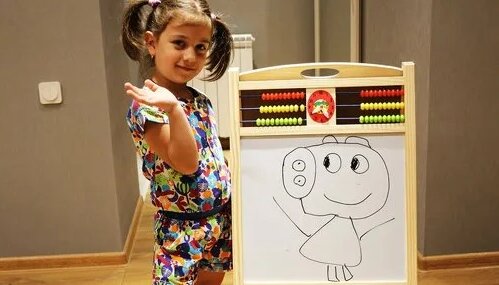 Emili TV | ემილიასთან ერთად ვხატავთ დაფაზე - Yandex Video aramada ...