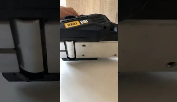 Электрорубанок Cat DX 81 - Смотреть онлайн в поиске Яндекса по Видео