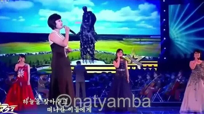 Видео Певица из Северной Кореи Ким Ок Чжу (Kim Ok Ju) исполнила песню ...