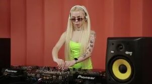 Bella Kri - DJ Live SET | Melodic Techno & Progressive House [22/06 ...