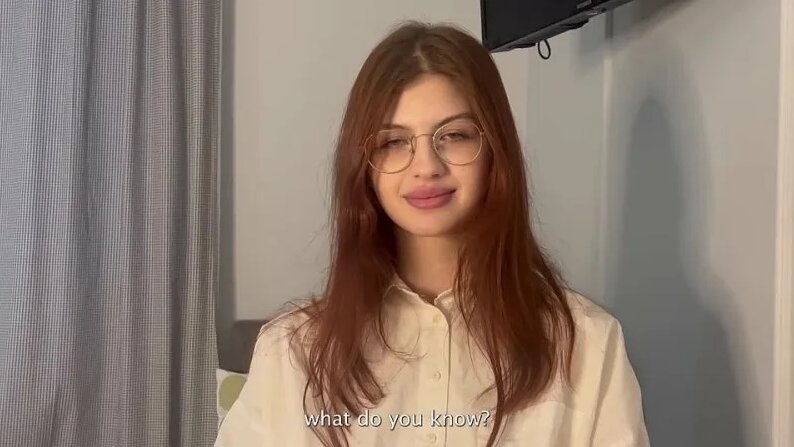 Молодая русская студентка Lina Migurtt отсосала хуй репетитора и ...