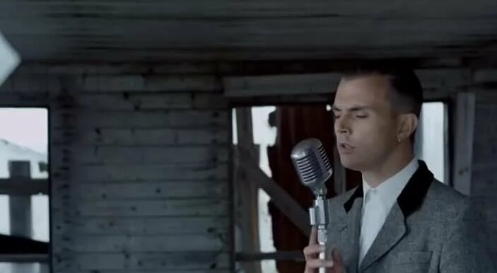 Hurts_-_Stay__Official_Music_Video - Смотреть онлайн в поиске Яндекса ...