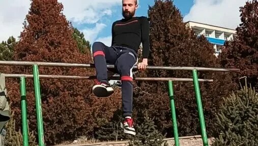 Three Minutes Routine For Warming Up And Stretching M40r On Parallel