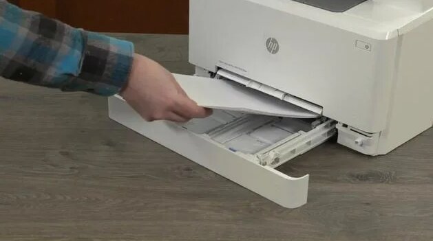 Распаковка и настройка принтеров серии HP Color LaserJet Pro M182-185 ...