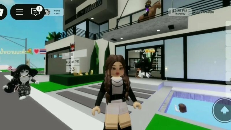 We went to a vip house without permission in Roblox Brookhaven Rp Game ...