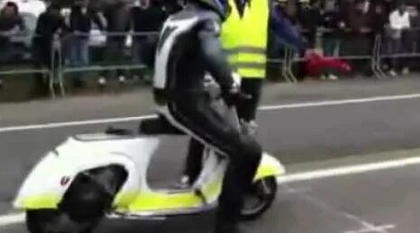 vespa motor: 1 bin video Yandex'te bulundu