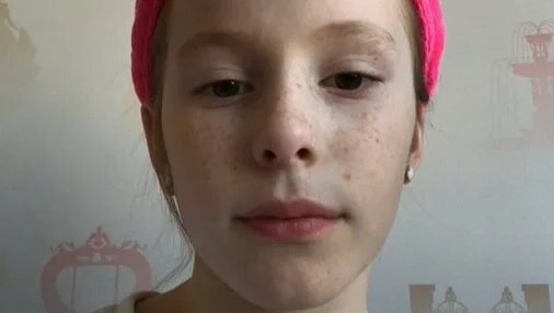 02 Julia Tiktok | @Rh3psn