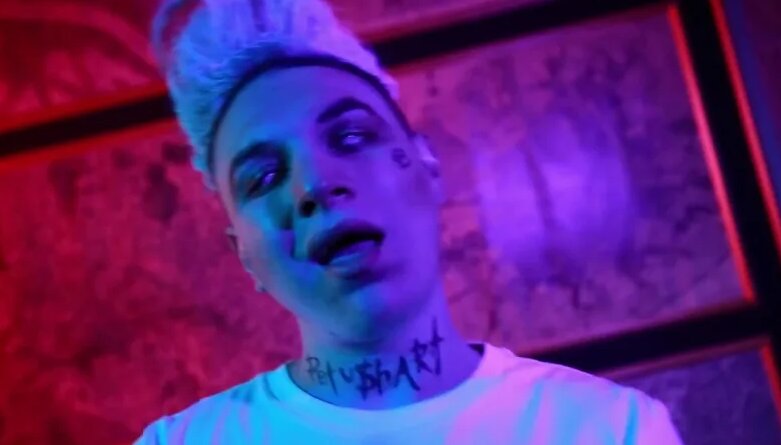 Элджей & Feduk - Розовое вино (пародия) [ft.feat.и] — Видео от Хорошая ...