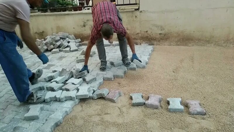 How to lay paving stone/How to lay interlocking stone/Stone laying ...