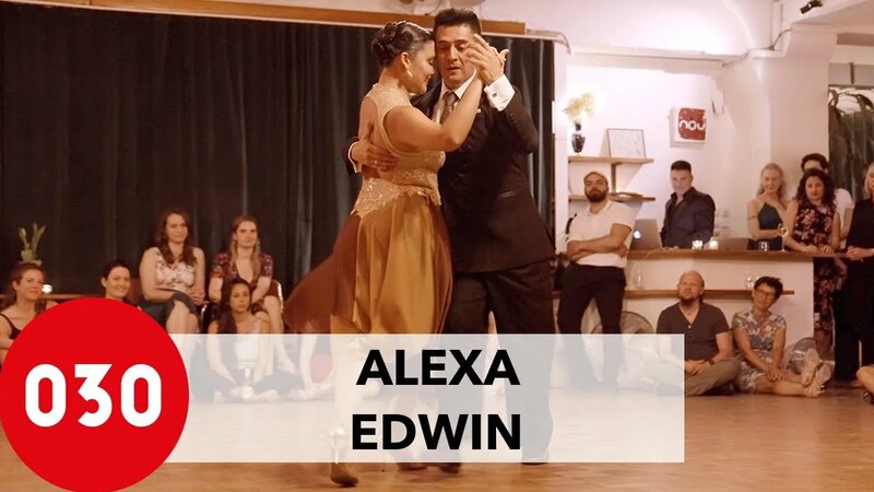 Alexa Yepes and Edwin Espinosa – Mi Vieja Linda - Смотреть онлайн в ...